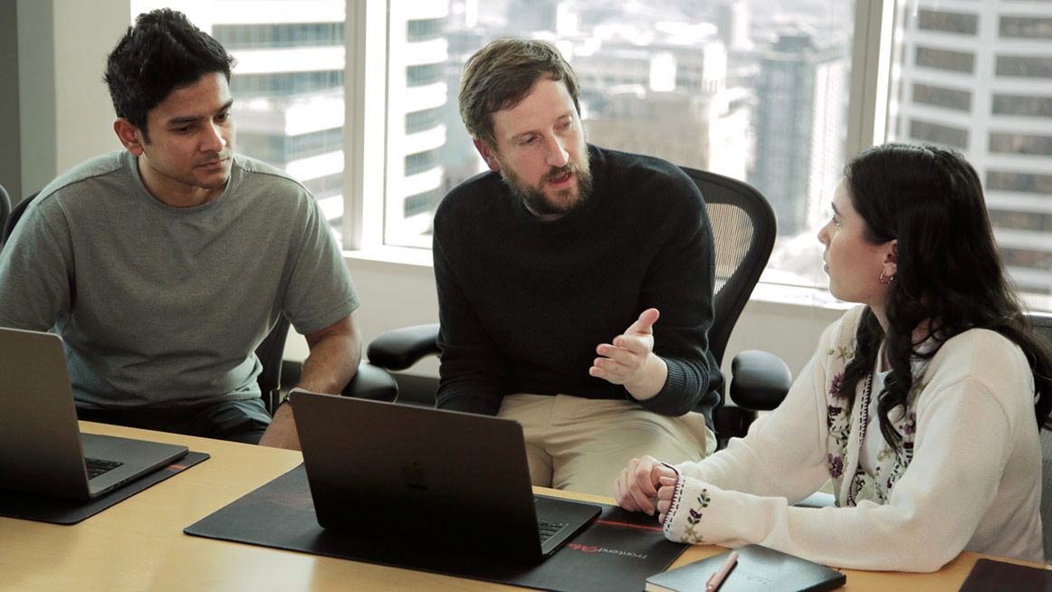 Using Client vs Server React - Intermediate React, v6 | Frontend Masters